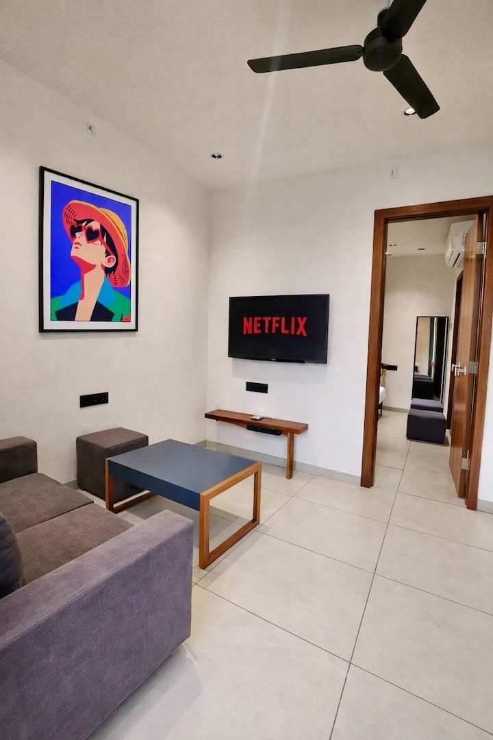 3bhk Combo Stay | 2 Floors + Penthouse - Indore