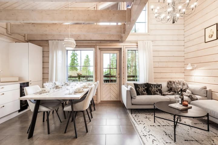 Villa Bear Den - Finland