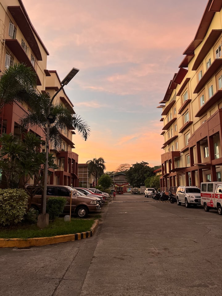 Qzm Staycation - Valenzuela