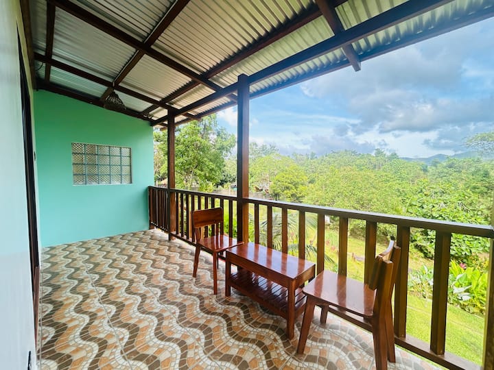 Bahay Luntian Batbat - El Nido, Philippines