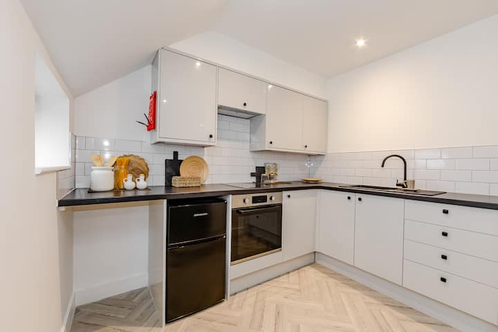 Professional Maidstone Studio Monthly Stays Unit 5 - Maidstone