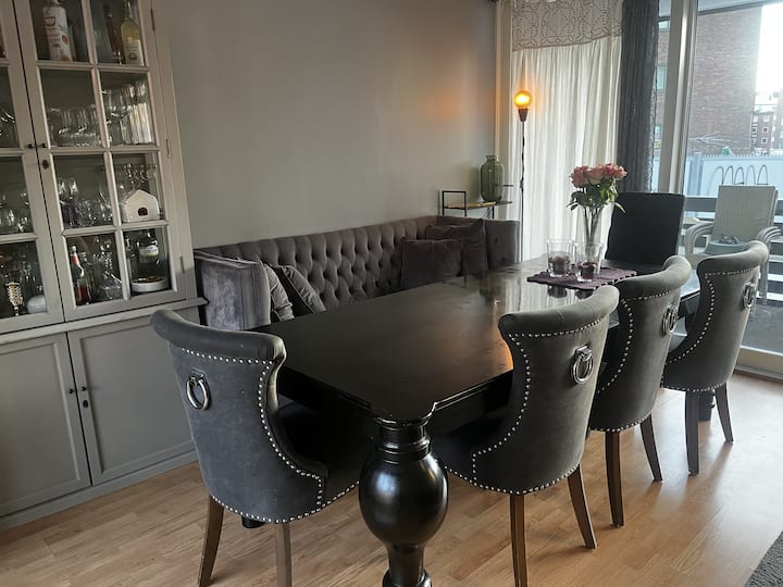 Stor Sentral Leilighet Med 5 Sov Og 2 Bad - Oslo