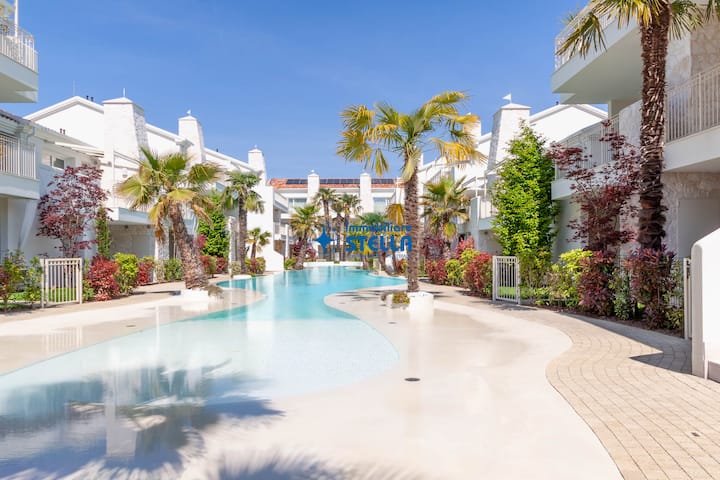 Residence Florinas / Modern Apartment + Pool/ - Lido di Jesolo