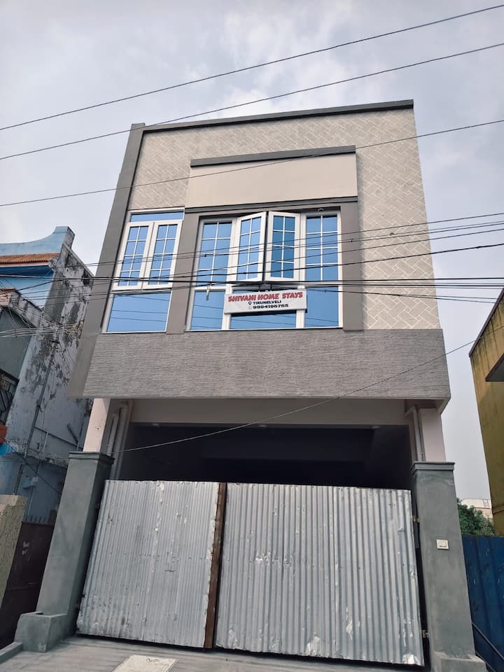 Shivani Home Stay - Tirunelveli