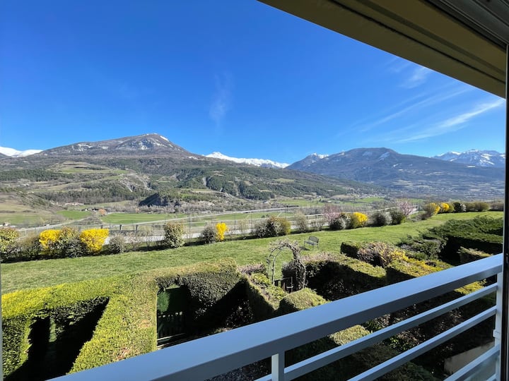 T2 - Lumineux Et Cosy Avec Vue Montagne - Embrun