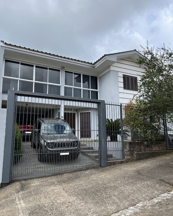 Casa Completa E Conforto Para Família Em Scs - Santa Cruz do Sul