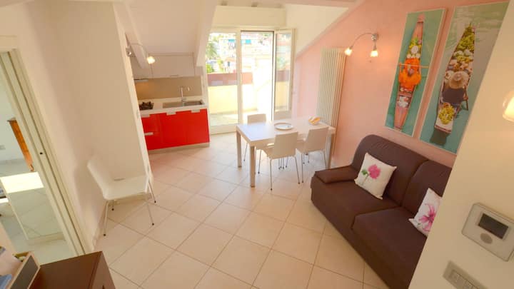 Civico 54 - Uno Scorcio Sul Centro Storico! - Borgio Verezzi