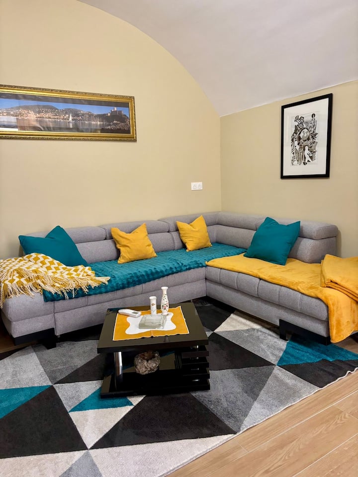 Maisonnette Tout Confort Au Cœur De Menton - Mentone