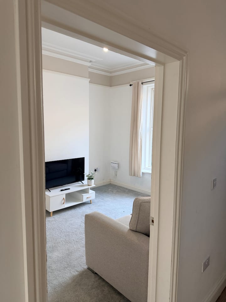 Spacious 3-bed House | Central Carlisle - Carlisle