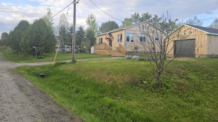 Arran’s Hideout - Sturgeon Falls