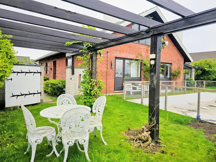 Charmigt 60-tals Hus På Råå - Helsingborg