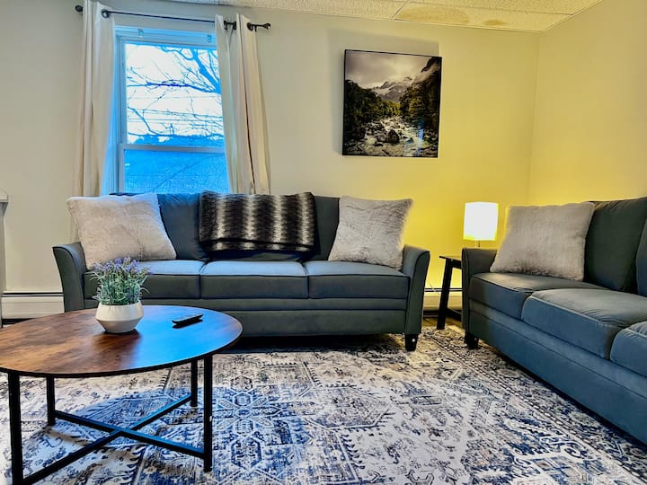 The Maple Street Flats: C - Hanover, NH