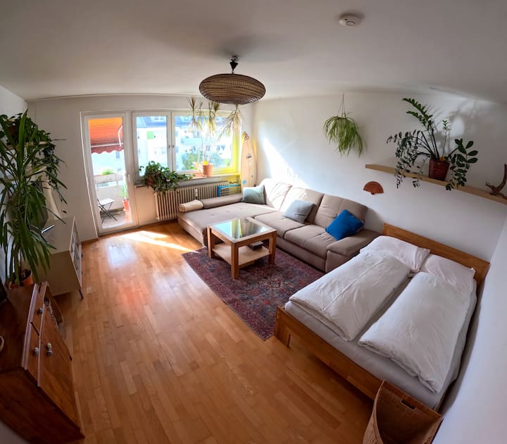Sunny Balcony Flat, 2 Bedrooms, Near Oktoberfest - Munich