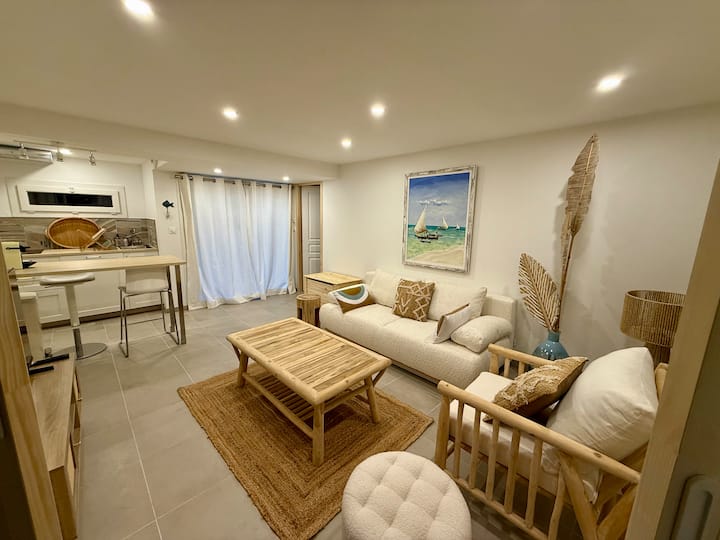 Appartement T2 Entièrement Rénové Tout Confort. - Istres