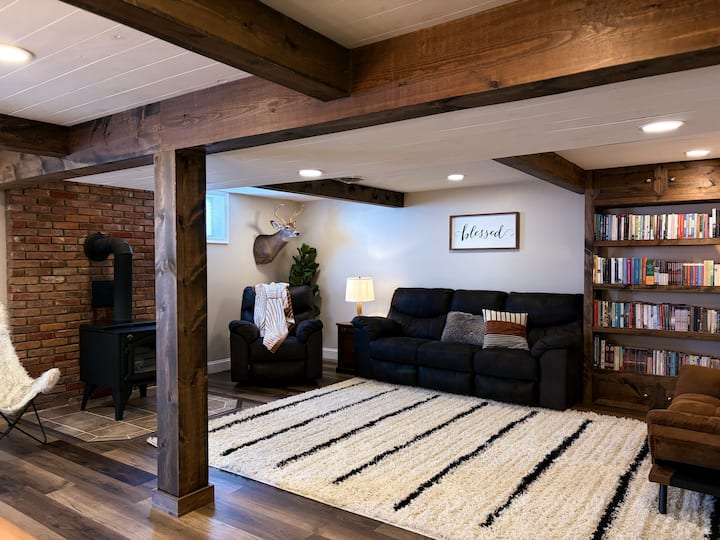 Cozybasementapt, Jacuzzi, Pool Table, Coffee Bar - Laurel Lake, Shippensburg