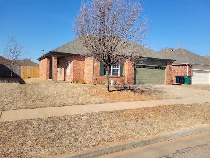 Family And Friends Gathering- Affordable Luxury! - Oklahoma City, OK