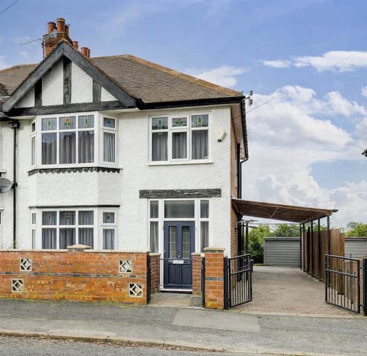 Contractor Stay | 5 Min To City Hospital | Parking - Nottingham