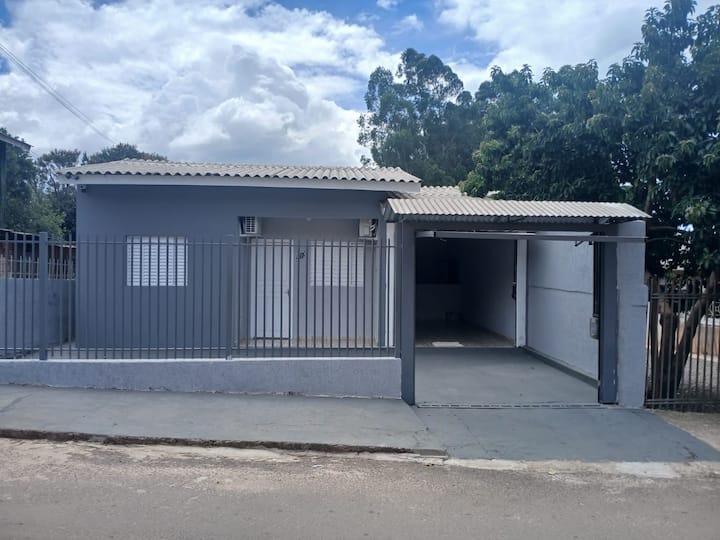 Casa Com 2 Quartos é Garagem - Passo Fundo