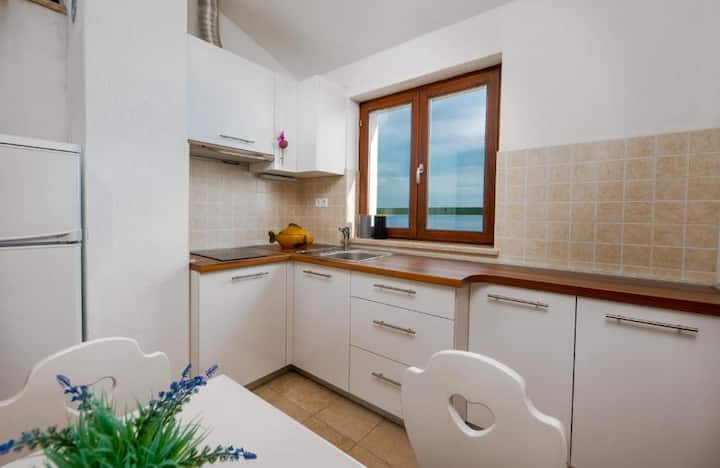 Apartment With Pool Brela, Ap2 - Brela