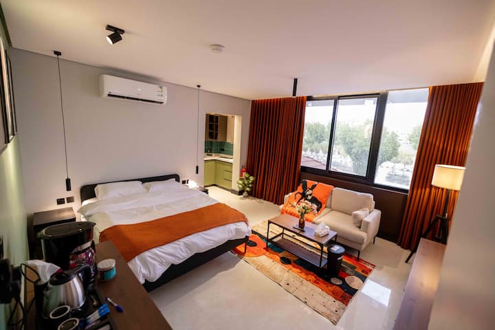 استوديو عصري مطل بلمسات فنية دخول ذاتي - Arabia Saudita