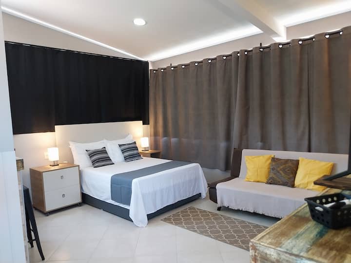 Studio Amplo Ar Split, Self Check-in, Vaga P/carro - Ilha Grande