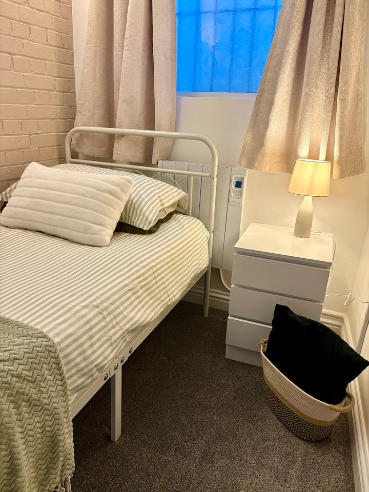 Studio Garden Flat - Bristol