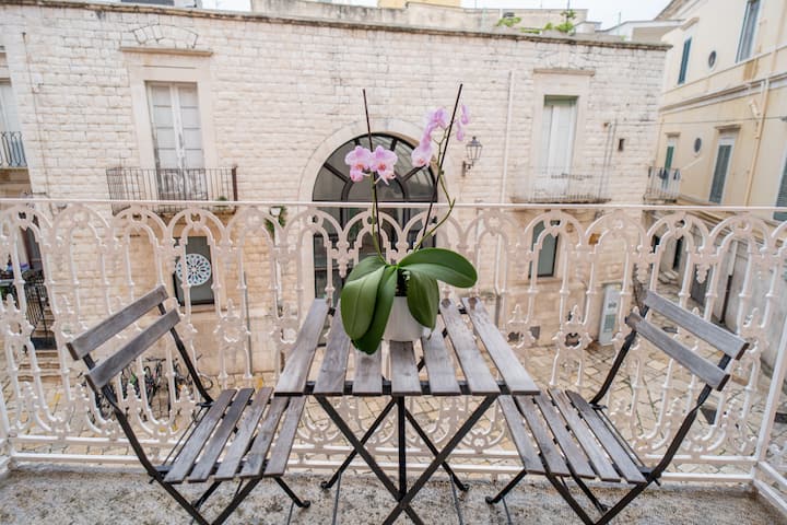Il Da Vinci: In The Old Town, Steps From The Sea - Giovinazzo