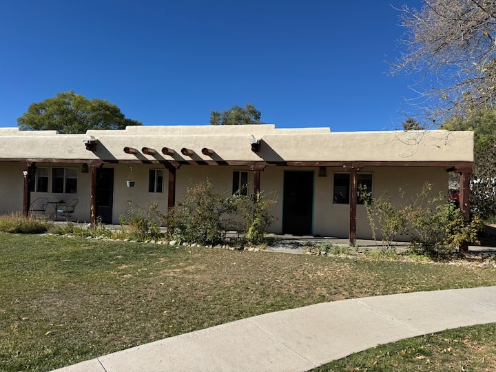 Beautiful 1b/1ba Condo In Downtown Taos, Nm! - Taos, NM