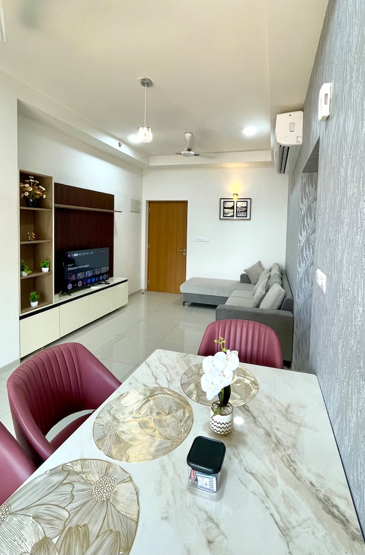 Wardha_tulip_lux | High Rise 2bhk At 32nd Floor - Gandhinagar