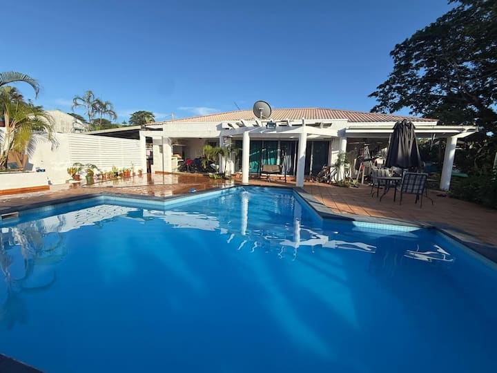 Vila Serenity | Peaceful Island Apartment - Port Vila
