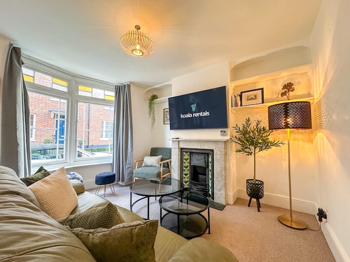 New | Cosy & Stylish City Centre Home | Sleeps 6 - カンタベリー
