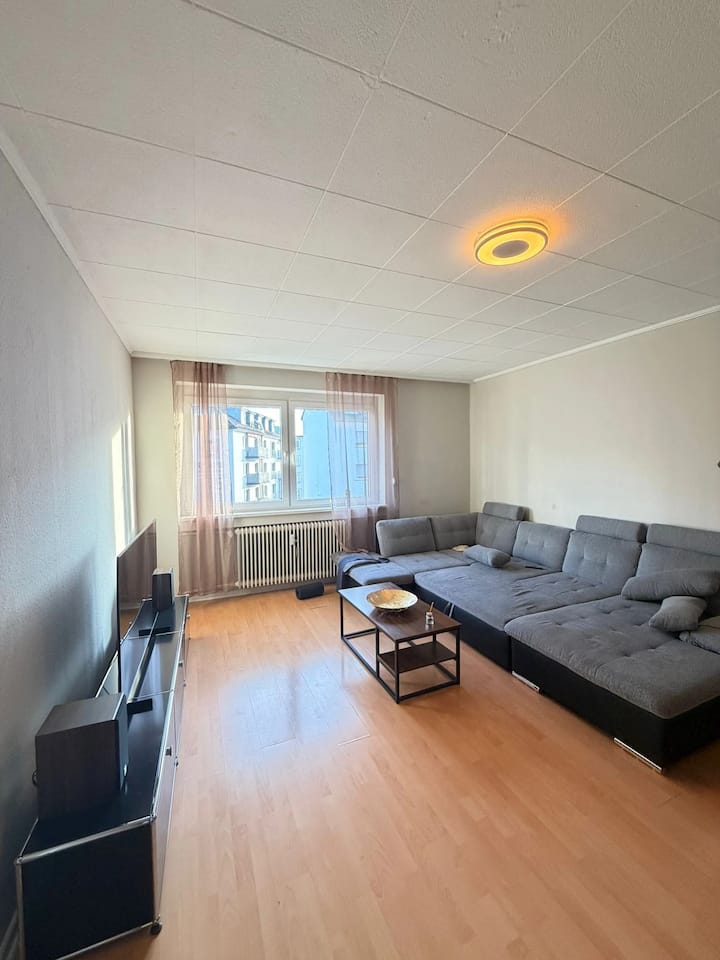 Funktionale Wohnung In Der Innenstadt - Frankfurt