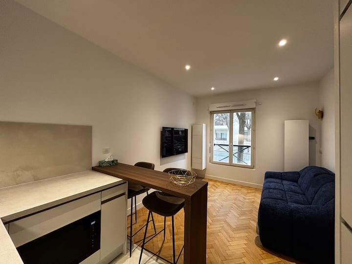 Studio Hyper Centre D’antony Paris/wifi - Antony