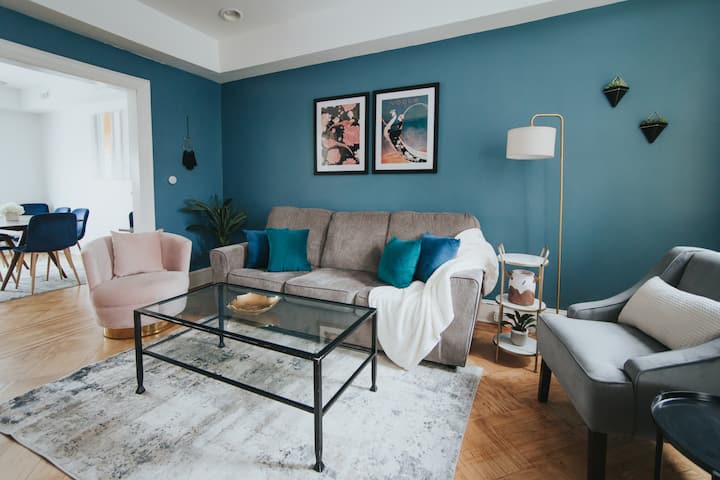 3-min Walk To H St, Modern House, Parking Included - Hyattsville, MD