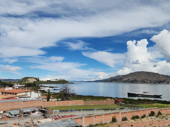Dúplex Turístico Con Vista Al Lago En Puno, Perú - Puno