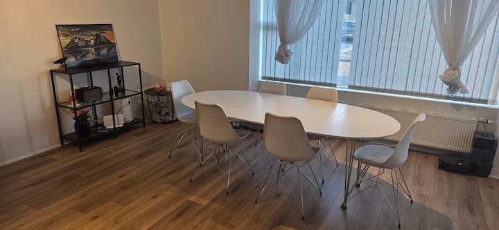 Modern Cozy Apartment With 2 Bedrooms And Patio - Reykjavik