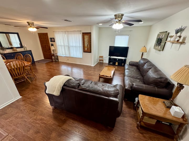 Charming 3br Haven – Your Home Away From Home - Abilene, TX