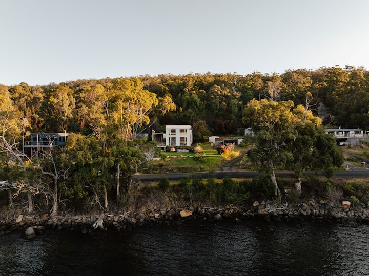 Tasman Tides - Eaglehawk Neck - Eaglehawk Neck