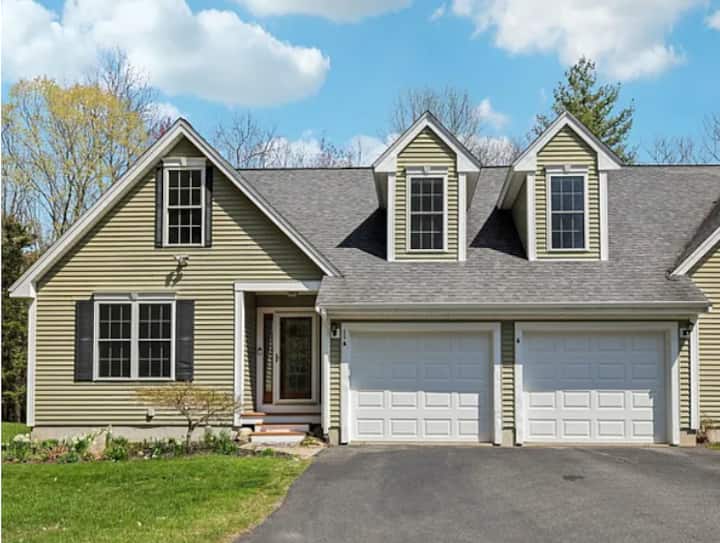 Spacious Private 1 Bed Condo In Duplex - Zorvino Vineyards, Sandown