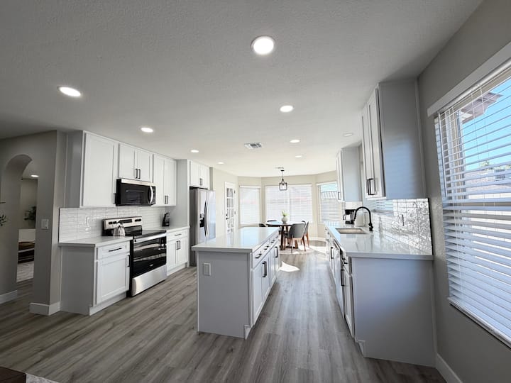 Peoria Vacation Home! - Peoria, AZ