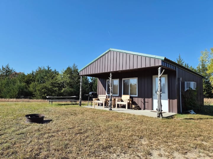 Deer Den Cabin - Your Cozy Nature Retreat - Nebraska
