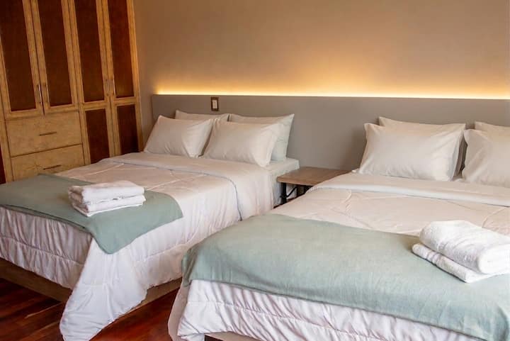 Casa Entera - Capacidad 20-28 Personas - Cuenca