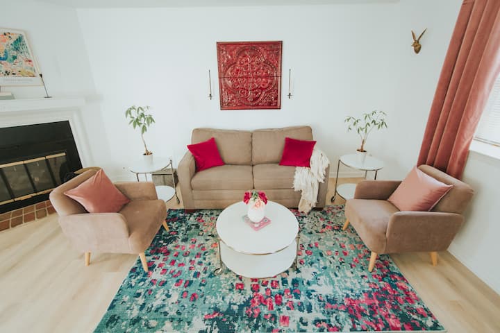 7 Mins To Uva Grounds, Peaceful 3br House - Charlottesville, VA