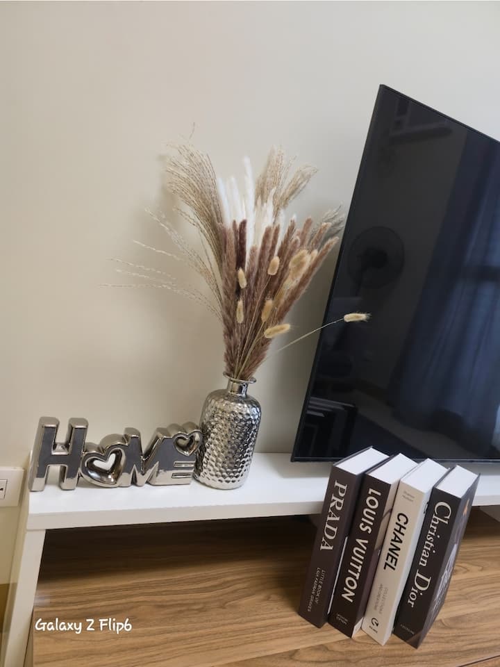 New! High-floor, Spacious, 1-br Unit - Iloilo City