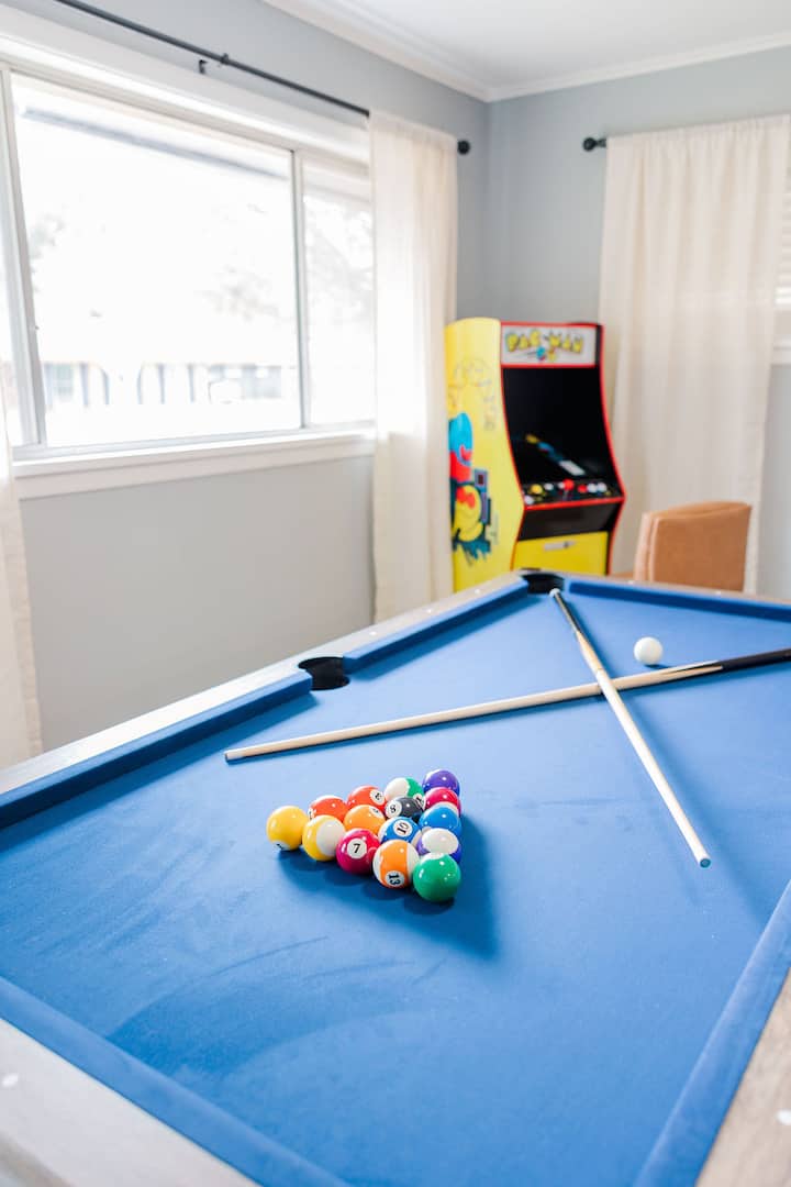 Prime Spot! Centrally Located • Near Everything - Bossier City, LA