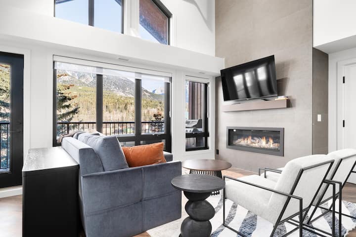 Luxe 2br+studio Mtn Hideaway|pool & Hot Tub Access - Banff