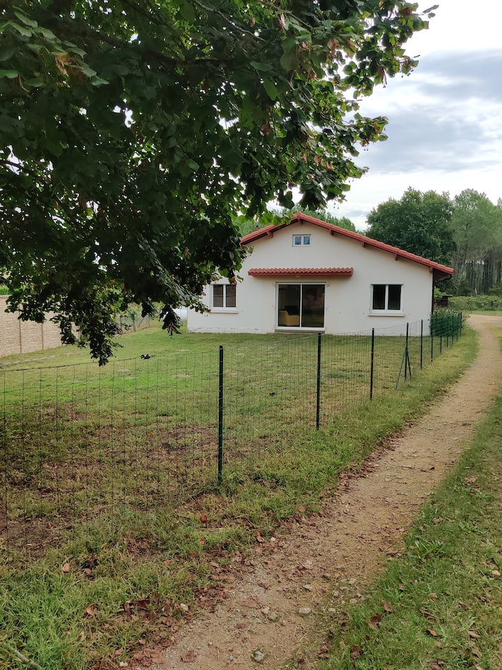 Maison Dans Un Endroit Calme à 6kms De La Plage. - Mimizan