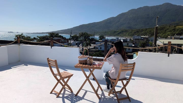 灣•淡麗  包棟獨立民宿與山海天共舞~清晨與傍晚山嵐海潮雲朵呈現不同的美景。 - 청궁 진