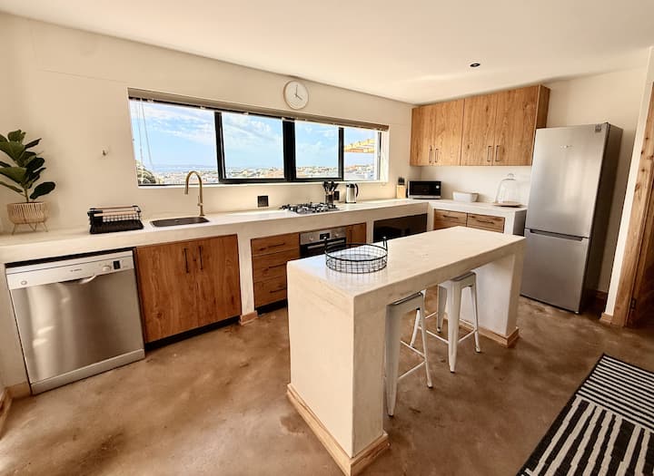 Wine Down Holiday Apartment - Langebaan - 랑게반