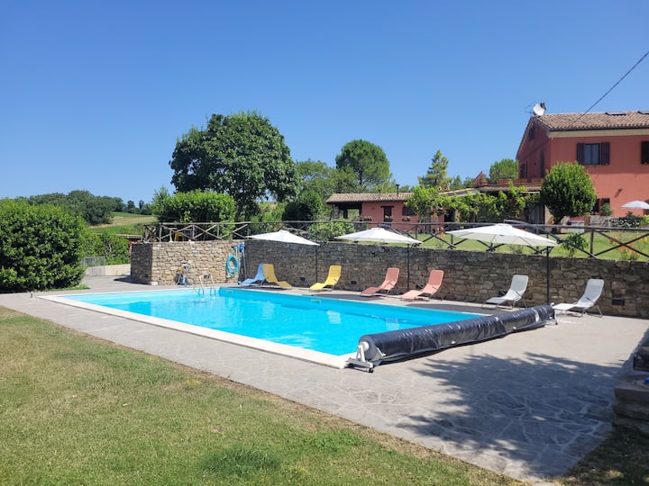 Gemütliche Wohnung Mit Fantastischer Aussicht - Pergola